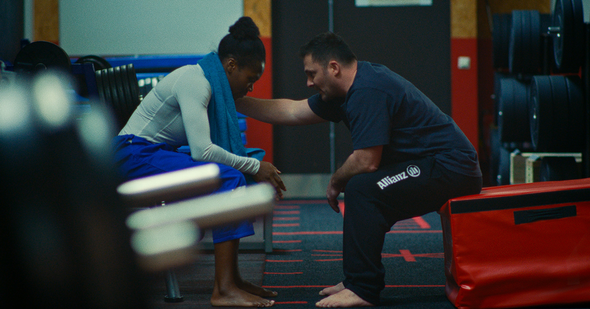 Everyone Needs Somebody to Lean On - Allianz | Our Work | Ogilvy